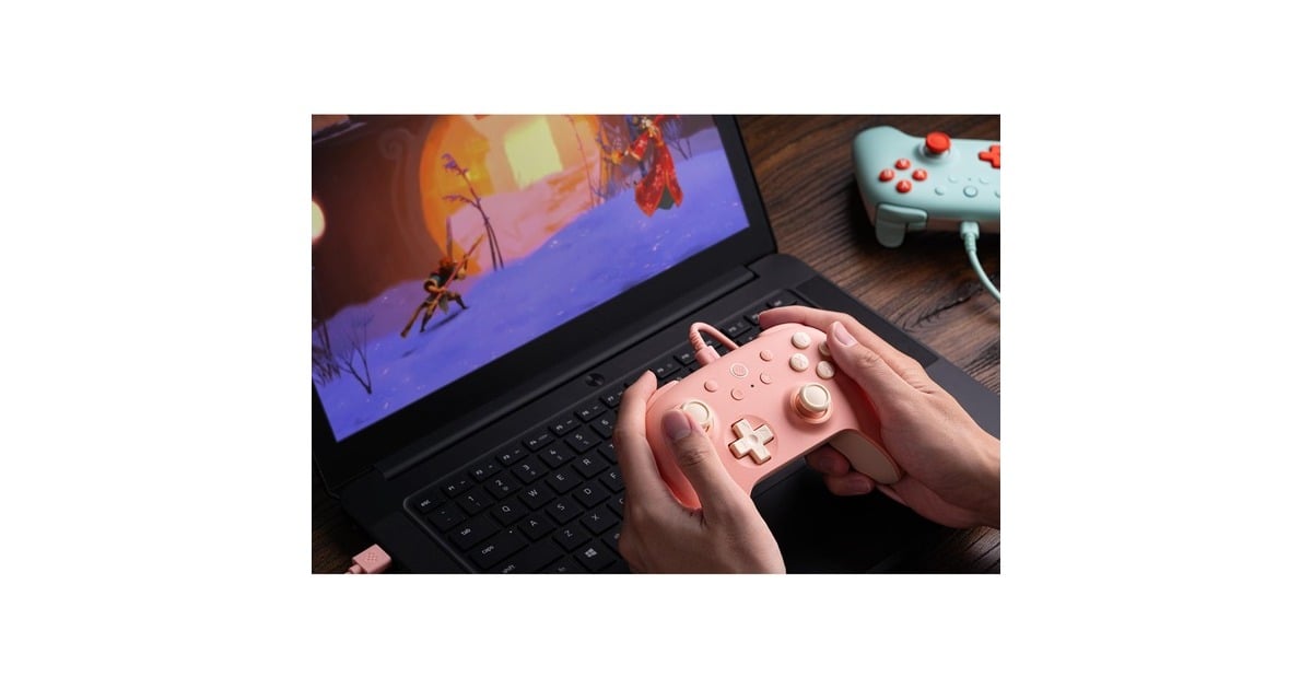 8BitDo Ultimate 2C Wired gamepad Perzik/lichtgeel